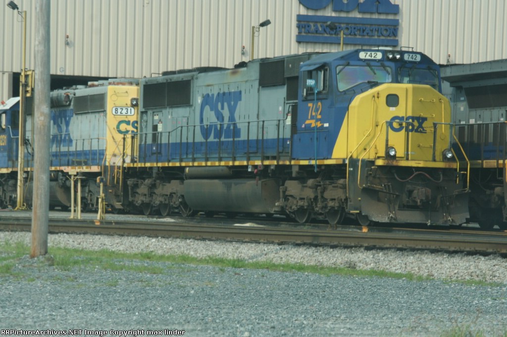 CSX 742